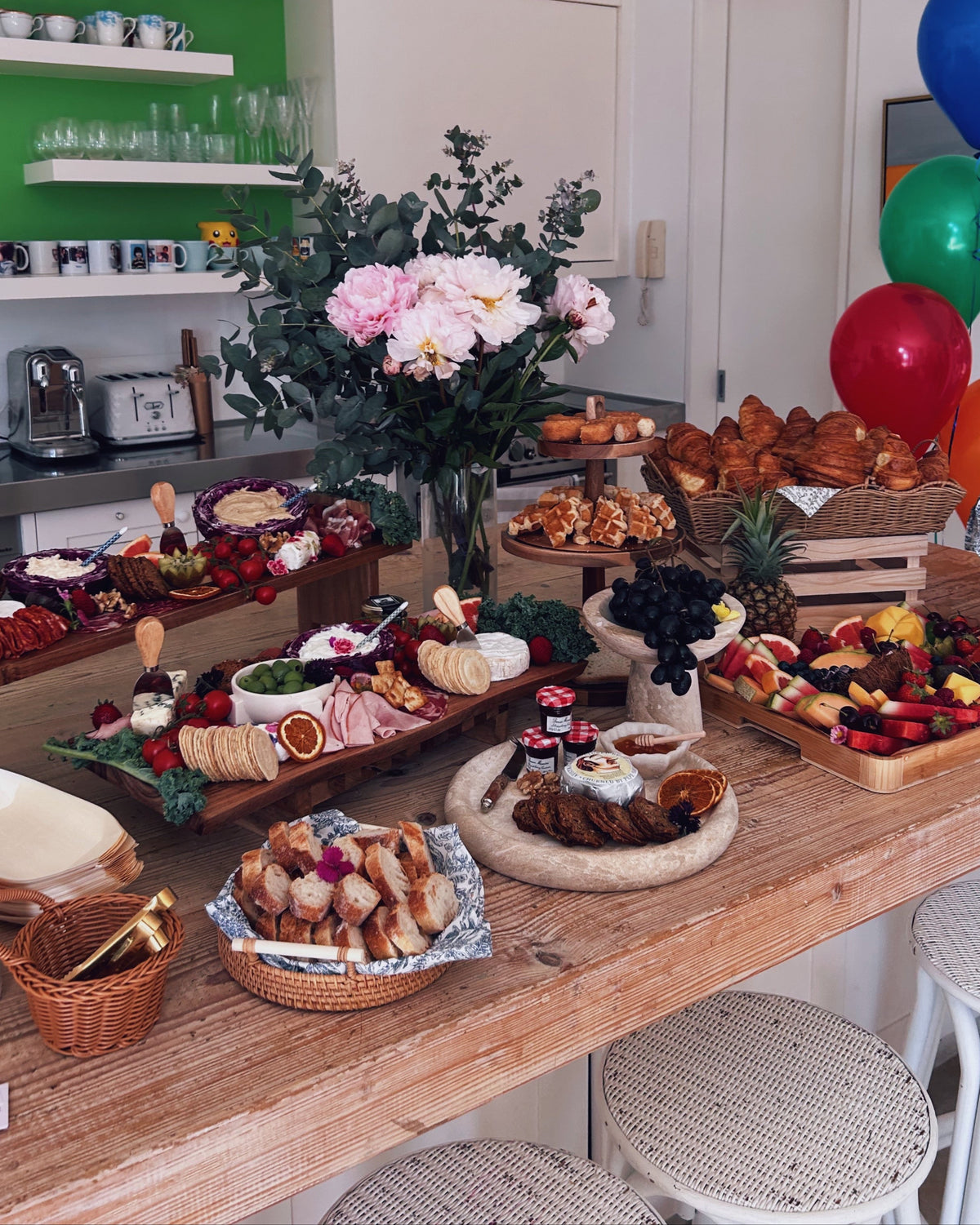 Sweet & Savory Brunch Table – Grand Grazing